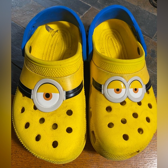 CROCS | Shoes | Minions Crocs Classic Clog Despicable Me Crocs Kids ...